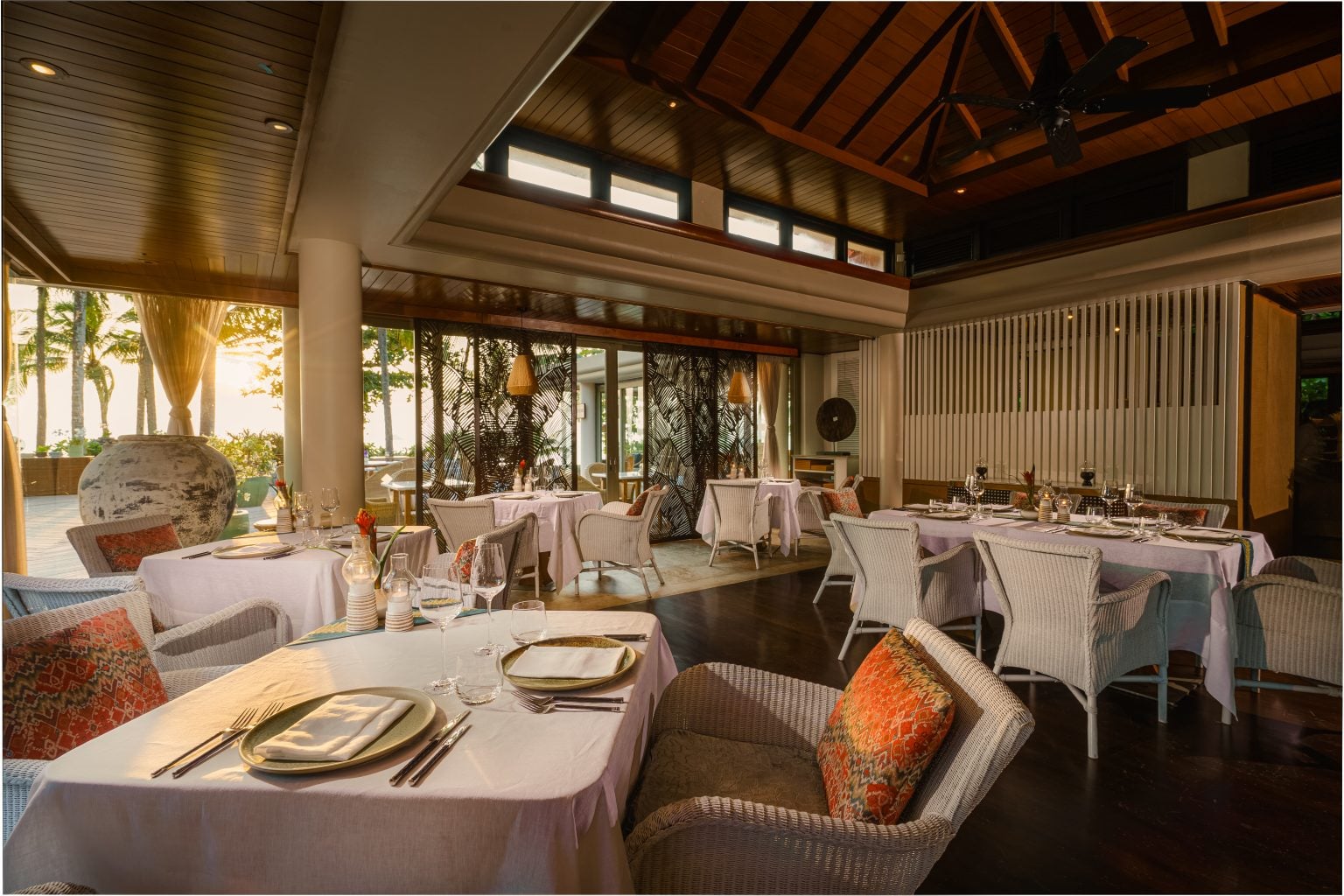 Thai Library - Trisara Phuket